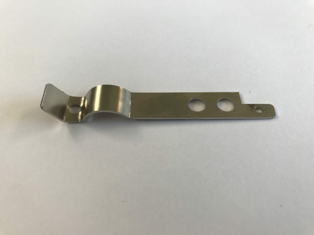 Ressorts plats ou à lame sur mesure • FILAME · Fabricant de ressorts ...